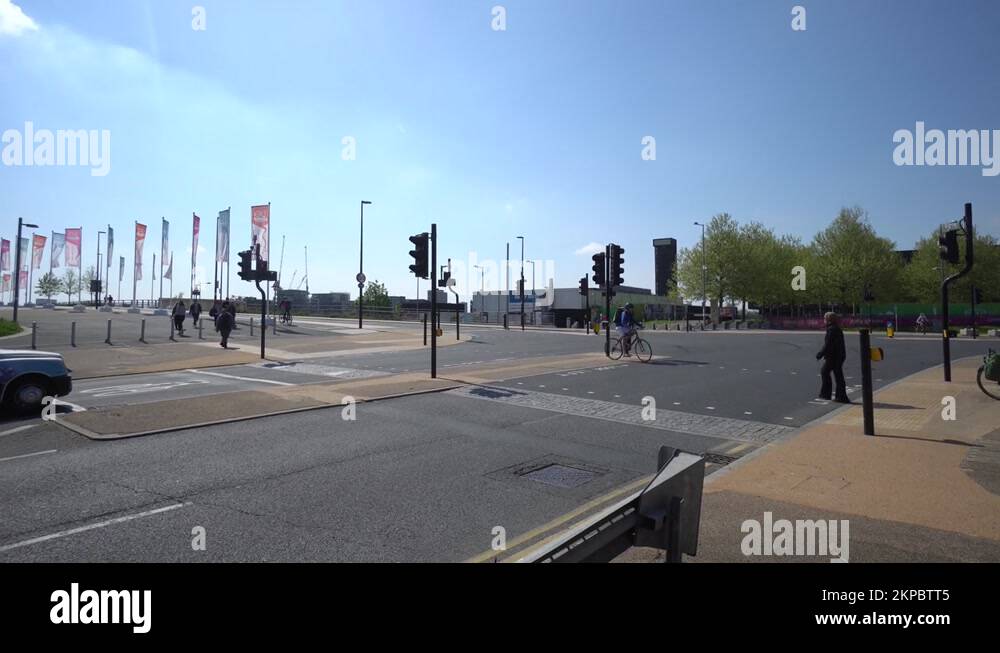 Road traffic route signal Stock Videos & Footage - HD and 4K Video ...