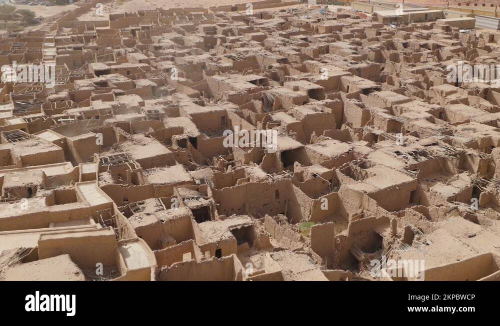 Al Ula old town ancient mud buildings, north western Saudi Arabia Stock ...