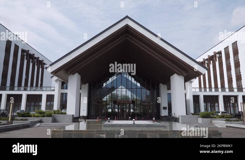 Triangular top Stock Videos & Footage - HD and 4K Video Clips - Alamy