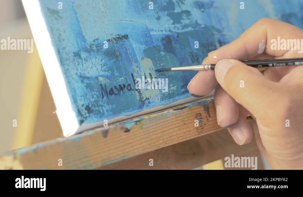 Finished painting Stock Videos & Footage - HD and 4K Video Clips - Alamy