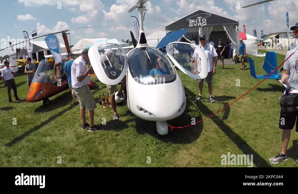 Gyrocopter Stock Videos & Footage - HD and 4K Video Clips - Alamy