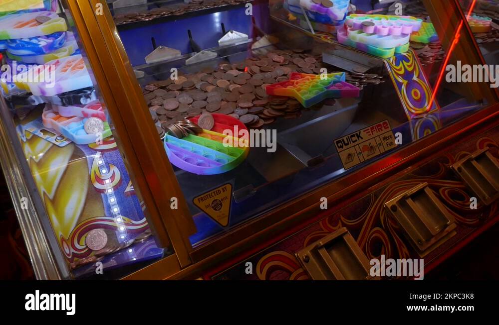 Penny machine arcade Stock Videos & Footage - HD and 4K Video Clips - Alamy