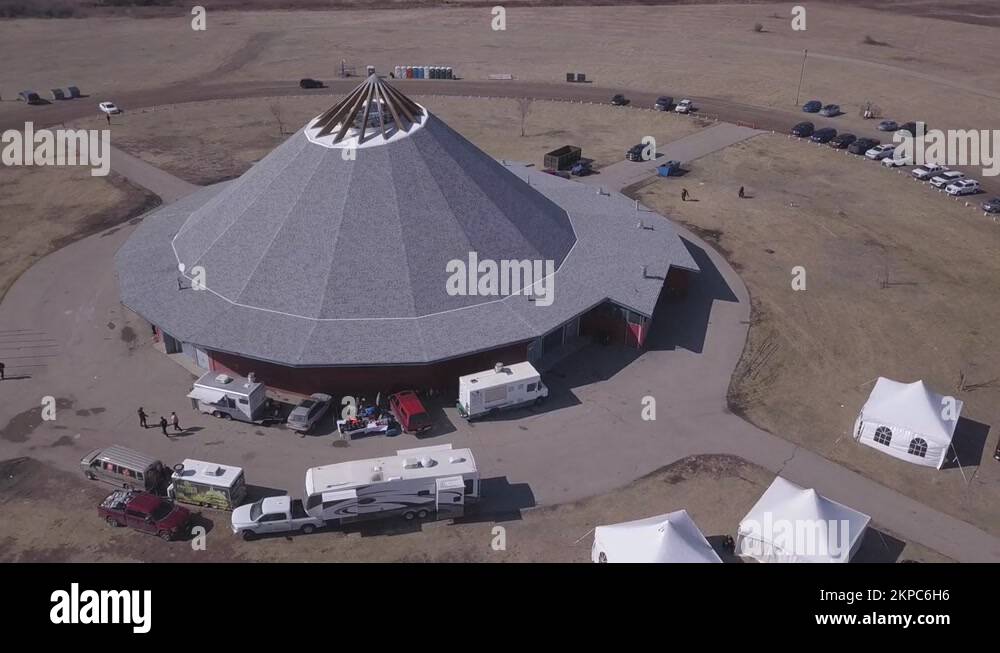 Siksika Stock Videos & Footage - HD and 4K Video Clips - Alamy