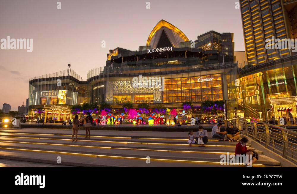 sunset bangkok city riverside modern mall front square 4k timelapse ...
