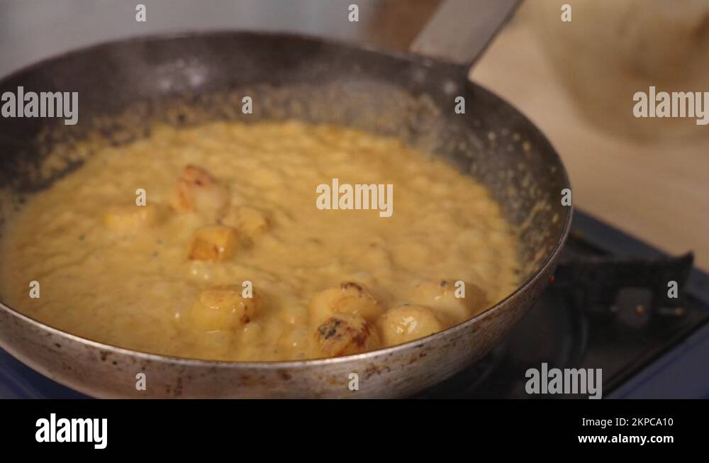 Curry seafood Stock Videos & Footage - HD and 4K Video Clips - Alamy