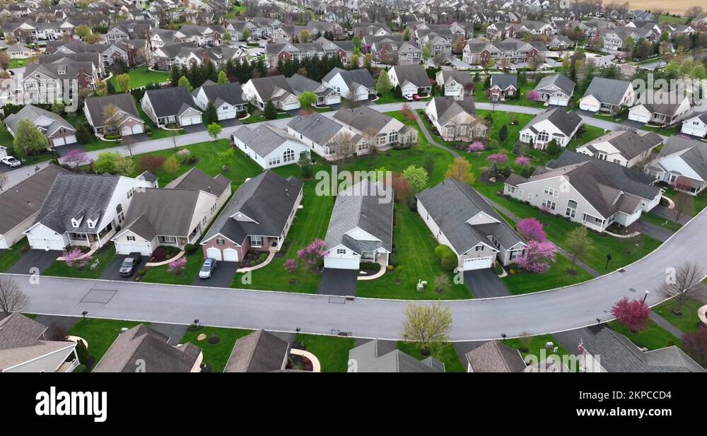 Modern suburban housing Stock Videos & Footage - HD and 4K Video Clips ...