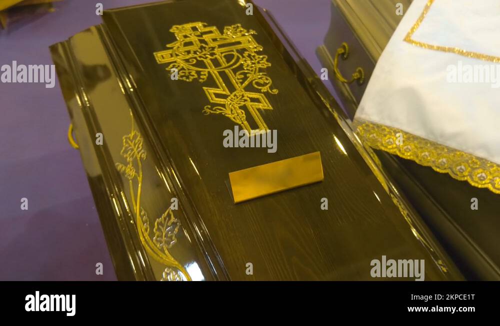 Gold coffin Stock Videos & Footage - HD and 4K Video Clips - Alamy