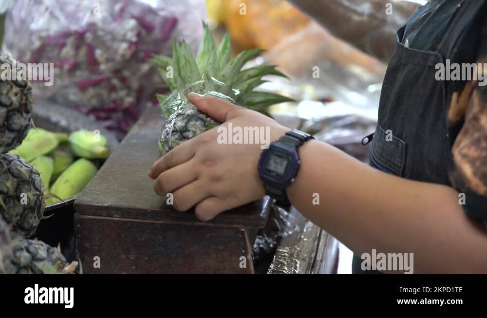 Offering buddhist temple Stock Videos & Footage - HD and 4K Video Clips ...