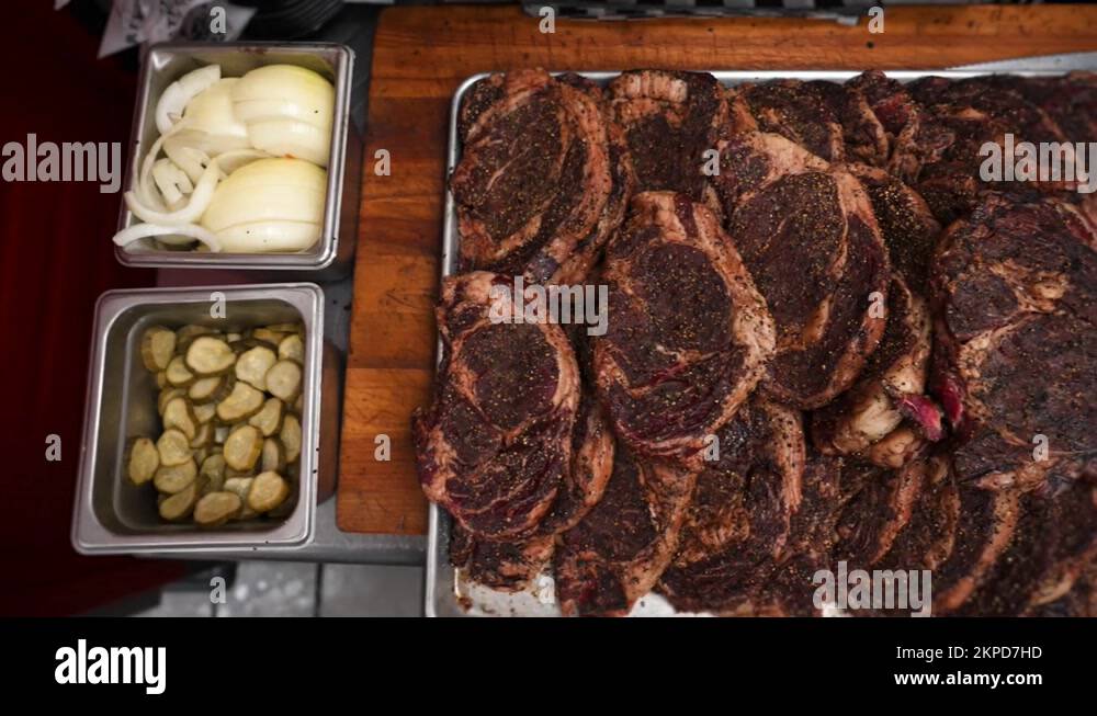 Steakhouse stack Stock Videos & Footage - HD and 4K Video Clips - Alamy