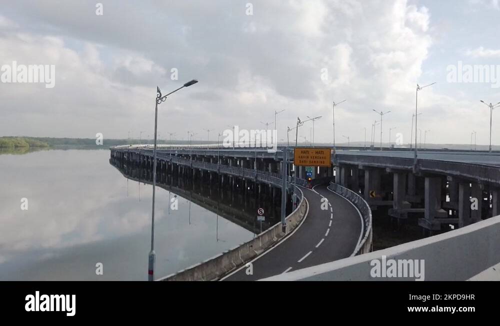 Toll bridges Stock Videos & Footage - HD and 4K Video Clips - Alamy