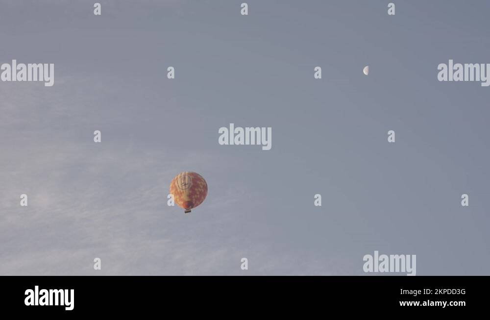 Balloon moon Stock Videos & Footage - HD and 4K Video Clips - Alamy