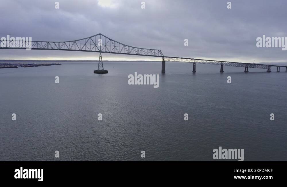 Right to Left Tracking Shot Along Large Bridge Stock Video Footage - Alamy