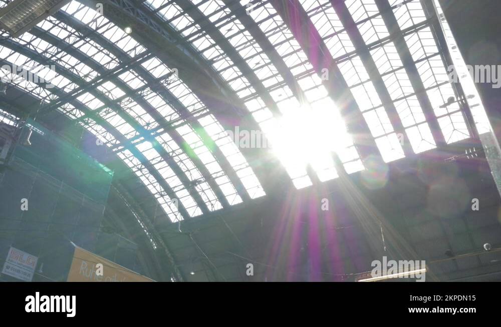 Curved station roof Stock Videos & Footage - HD and 4K Video Clips - Alamy