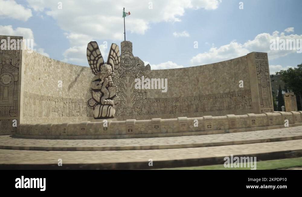 Iconic Mexican Mayan monument in Paseo Montejo, Merida, Yucatan ...