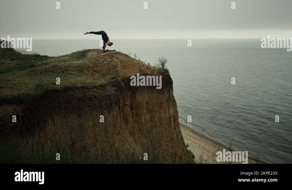 Bending body Stock Videos & Footage - HD and 4K Video Clips - Alamy