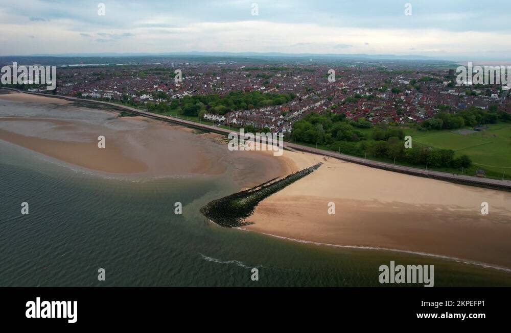Wallasey beach Stock Videos & Footage - HD and 4K Video Clips - Alamy