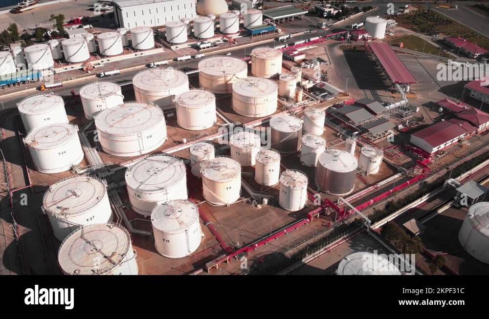 Gas tanks with pipelines at refinery complex. Oil and fuel storage ...