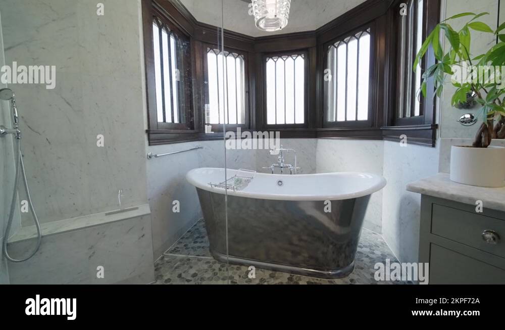 Toilet windows Stock Videos & Footage - HD and 4K Video Clips - Alamy