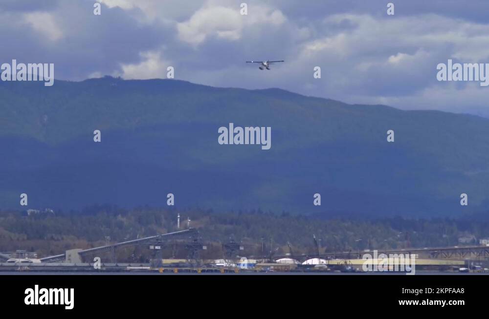 Vancouver flight Stock Videos & Footage - HD and 4K Video Clips - Alamy
