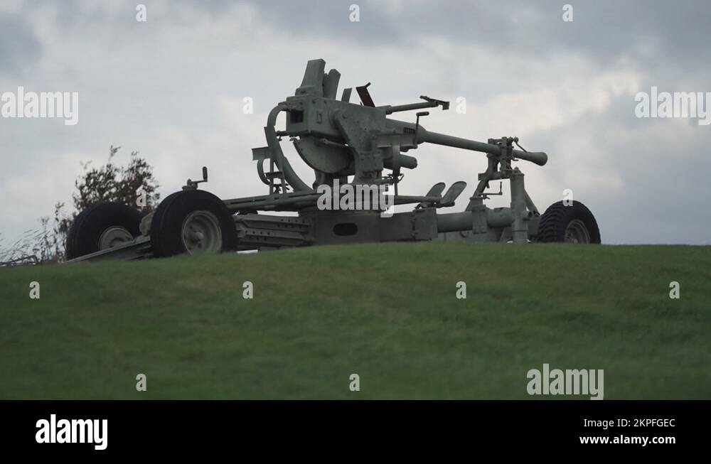 Ww2 gun Stock Videos & Footage - HD and 4K Video Clips - Alamy