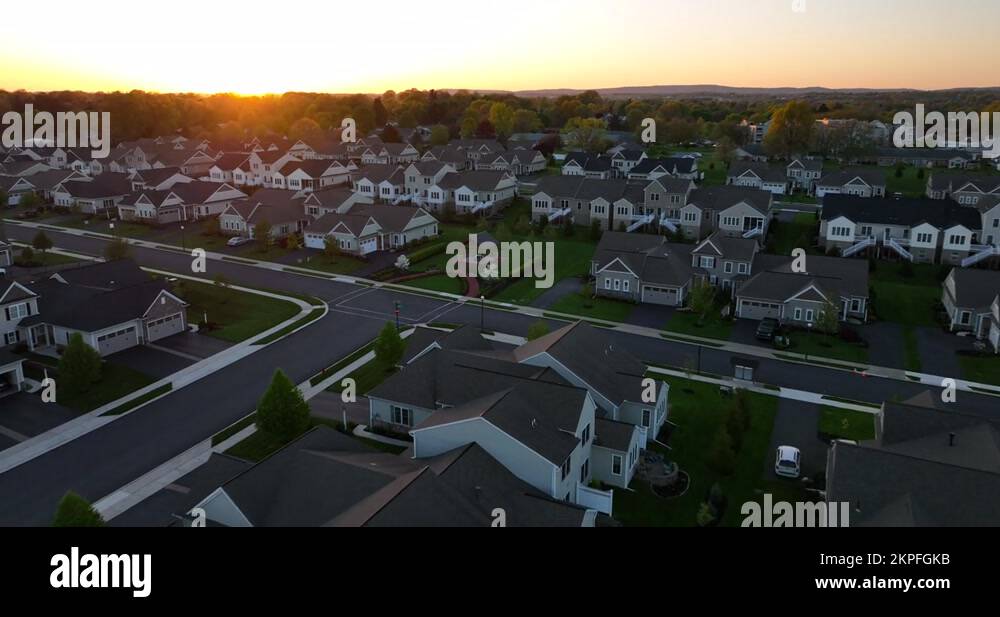 Sprawling development Stock Videos & Footage - HD and 4K Video Clips ...