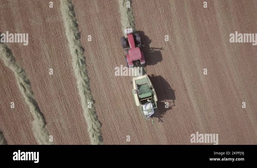 Tractor baler Stock Videos & Footage - HD and 4K Video Clips - Alamy
