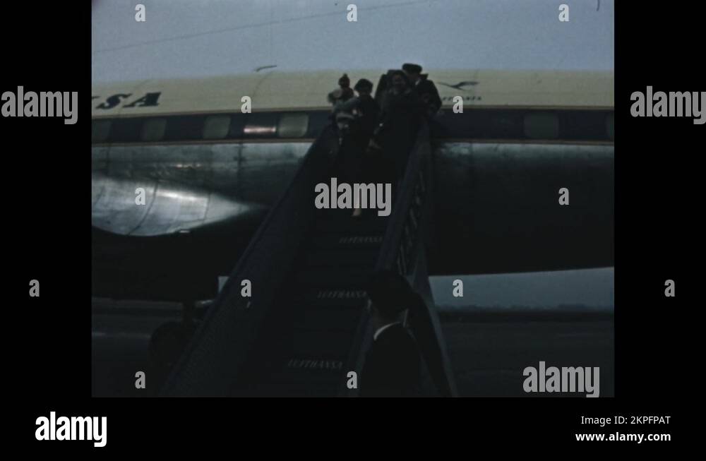 Plane field Stock Videos & Footage - HD and 4K Video Clips - Alamy