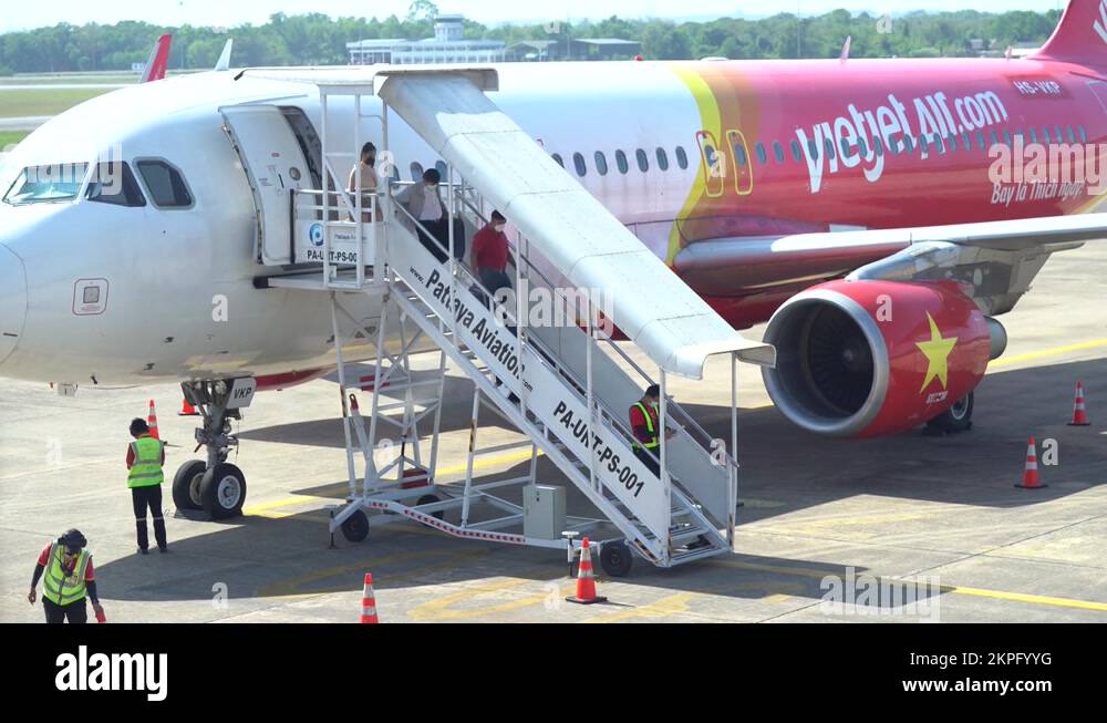 Vietjet aircraft Stock Videos & Footage - HD and 4K Video Clips - Alamy