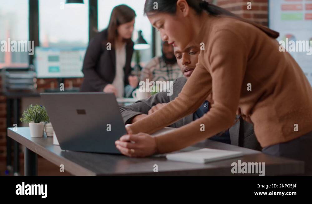 Teamwork team work leadership Stock Videos & Footage - HD and 4K Video ...