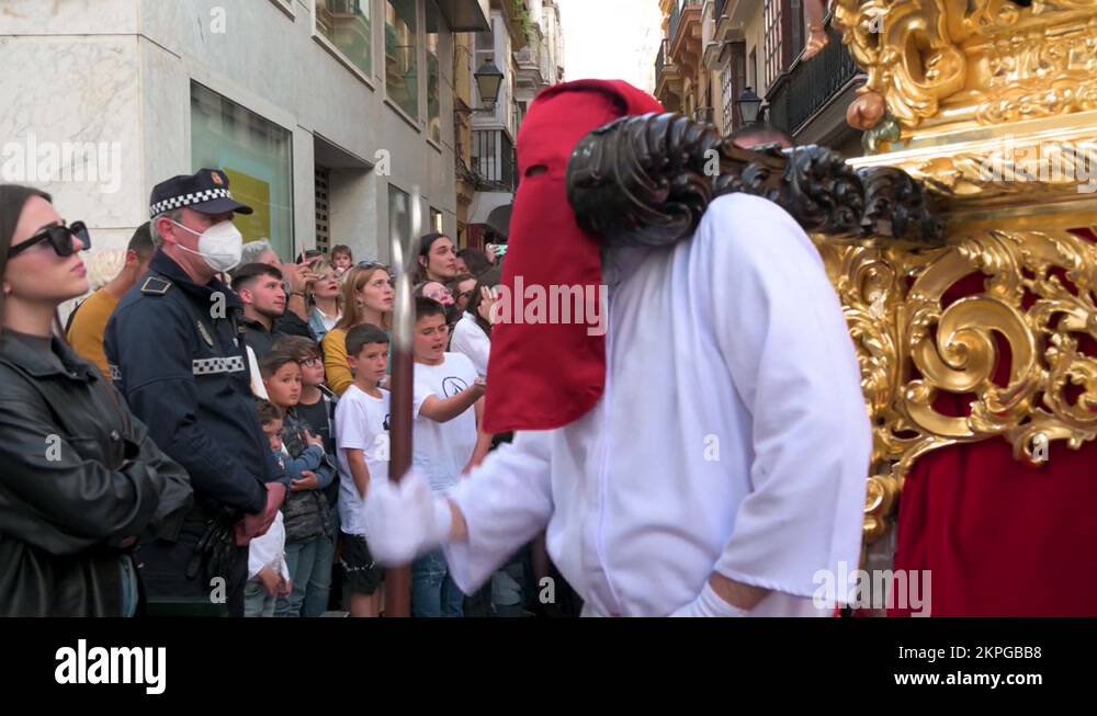 A penitent carries the image of Jesus Christ during the Holy Week Stock ...