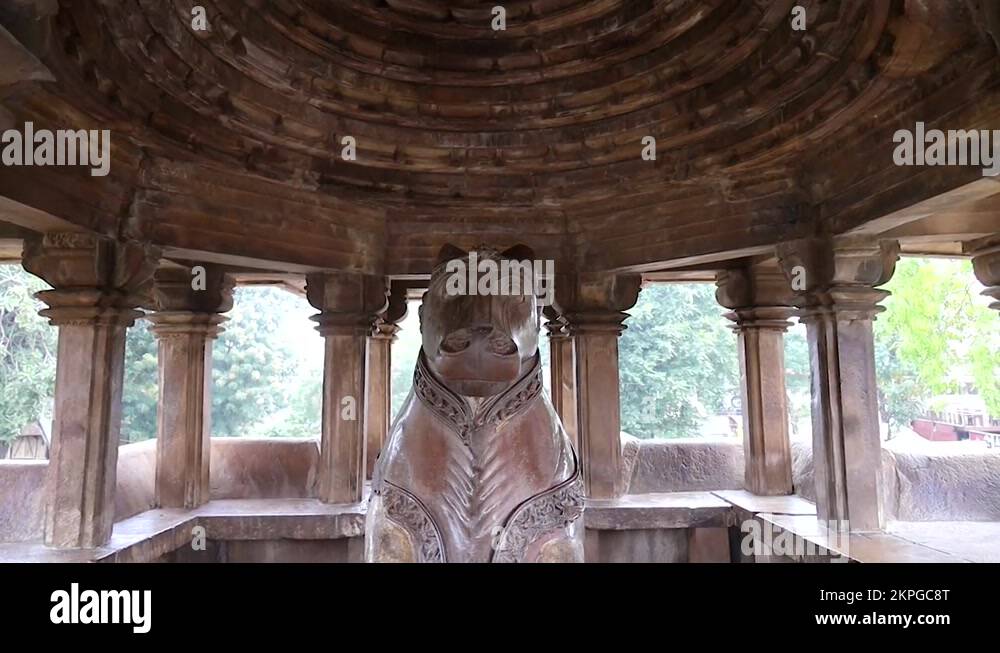 Nandi Shrine of Vishwanath Temple, Western group of temples, Khajuraho ...