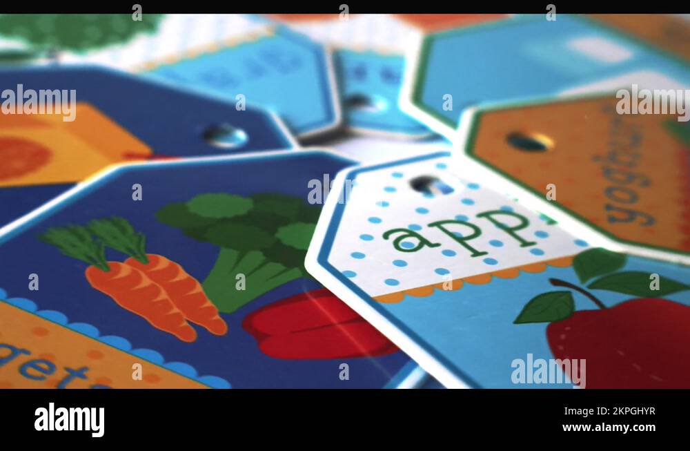 Rotating flash cards for preschool children learning with animals and ...