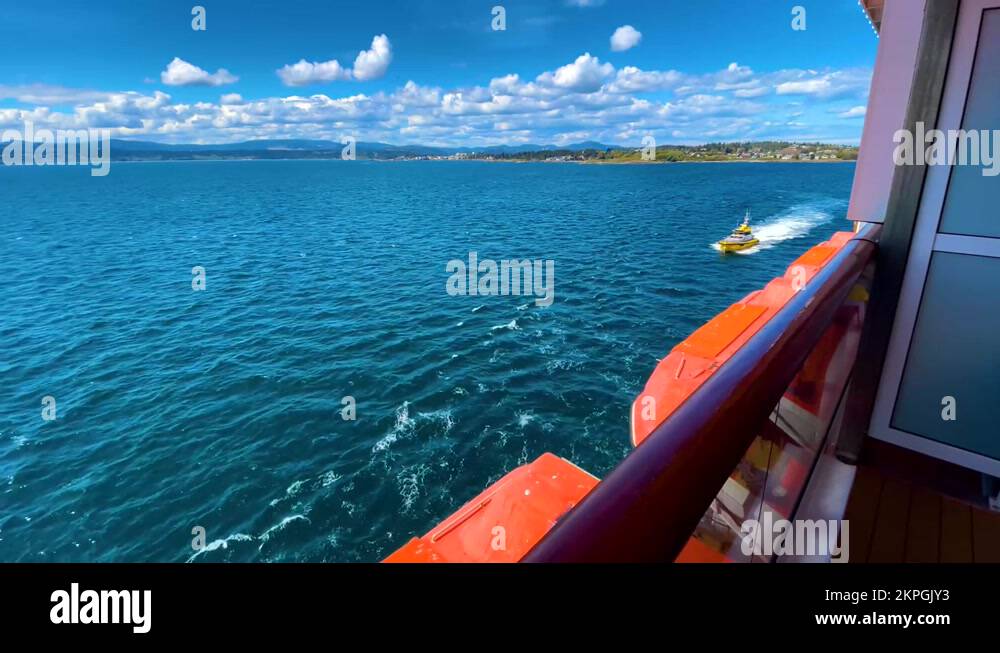 Leaving pilot boat Stock Videos & Footage - HD and 4K Video Clips - Alamy