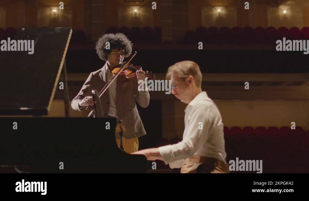 Duo theater Stock Videos & Footage - HD and 4K Video Clips - Alamy