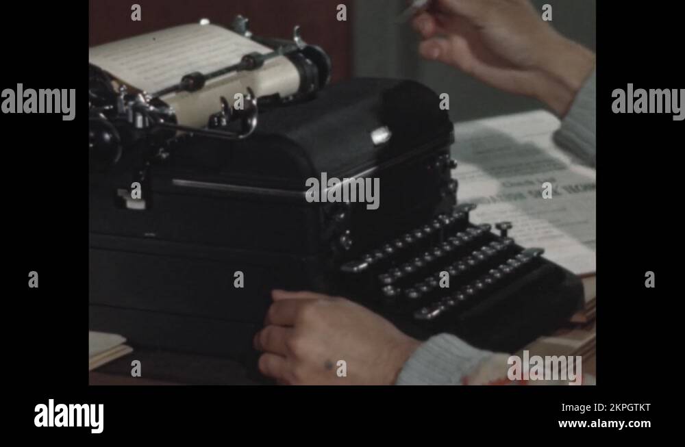 1940s typewriter Stock Videos & Footage - HD and 4K Video Clips - Alamy
