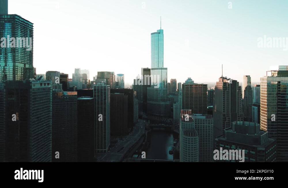 Rivers and skylines Stock Videos & Footage - HD and 4K Video Clips - Alamy