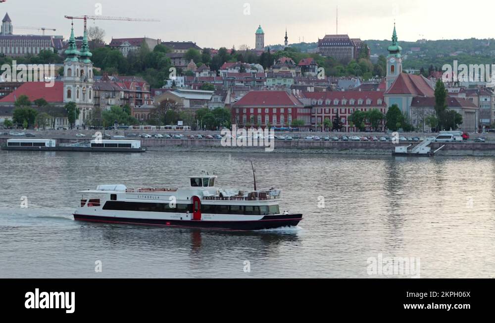 Passenger boat budapest Stock Videos & Footage - HD and 4K Video Clips ...