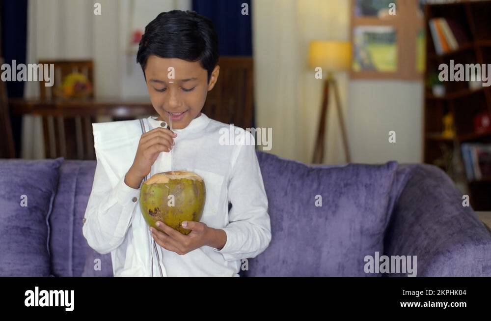 Coconut straw india Stock Videos & Footage - HD and 4K Video Clips - Alamy