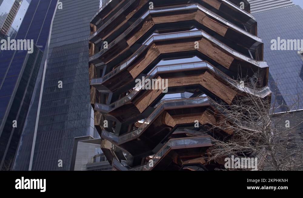 Vessel attraction Stock Videos & Footage - HD and 4K Video Clips - Alamy