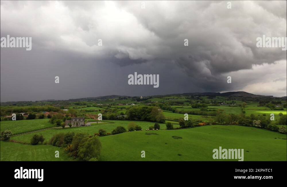 Drone captures dramatic storm clouds from massive multicell ...