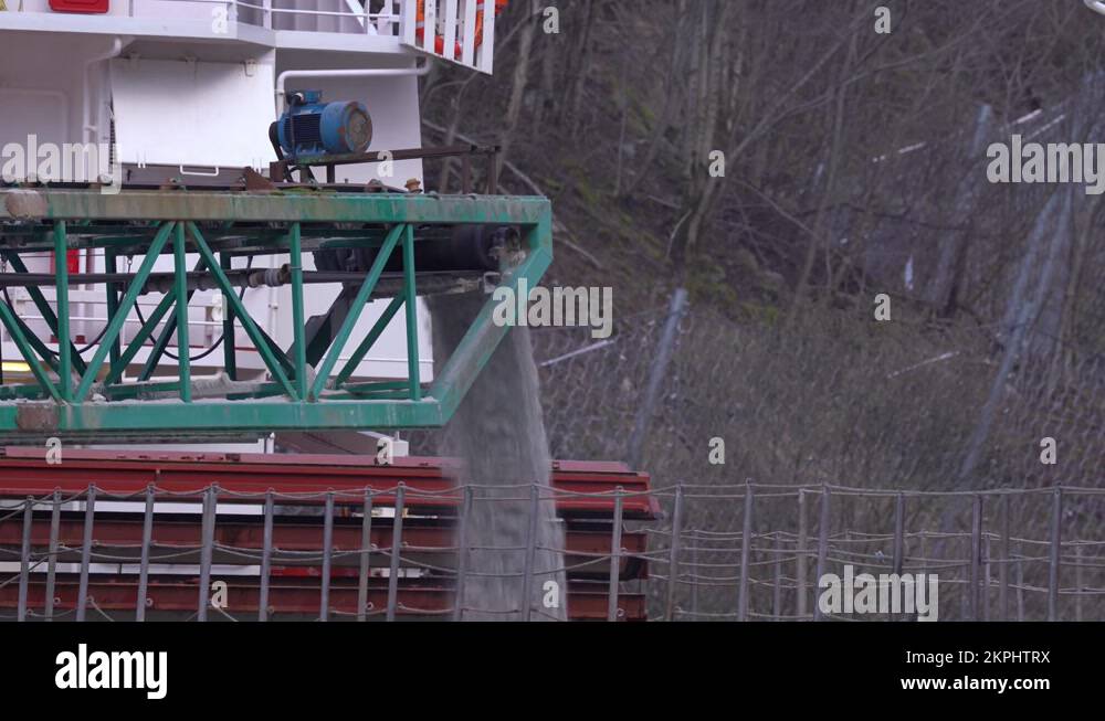 Ship loading conveyor belt Stock Videos & Footage - HD and 4K Video ...