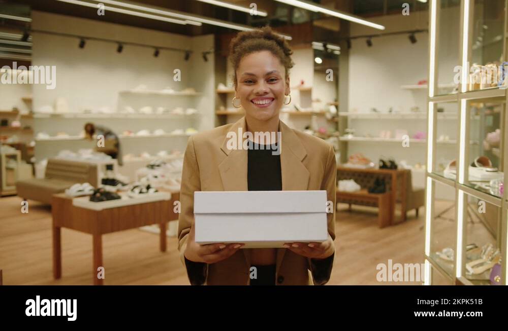 Box with new shoes Stock Videos & Footage - HD and 4K Video Clips - Alamy