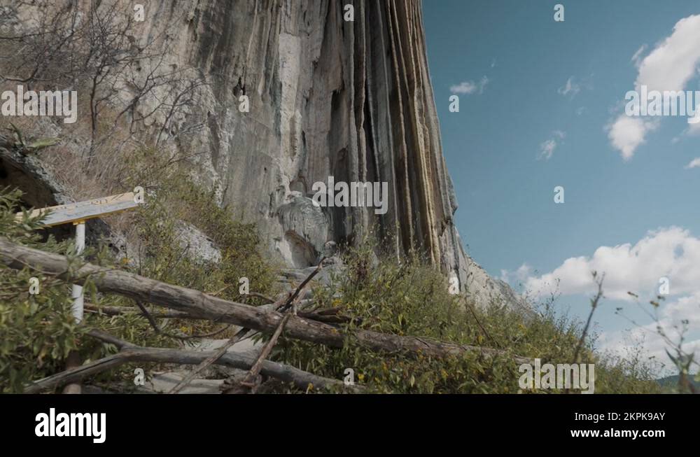 Magnesium limestone Stock Videos & Footage - HD and 4K Video Clips - Alamy