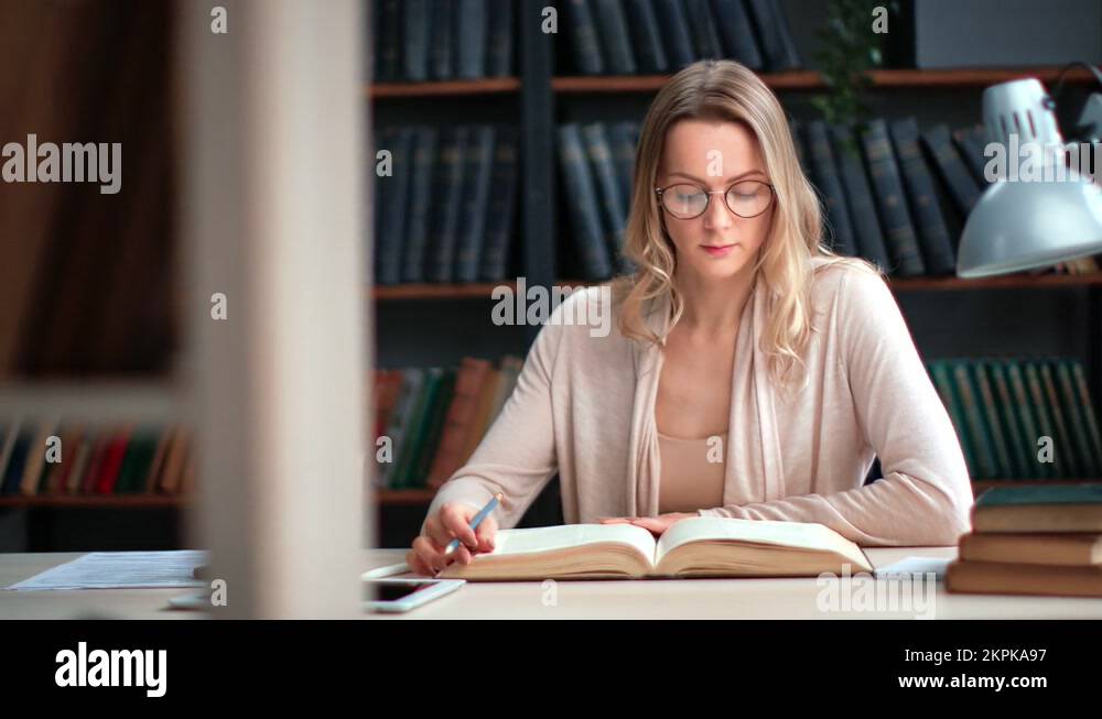 Woman science Stock Videos & Footage - HD and 4K Video Clips - Alamy