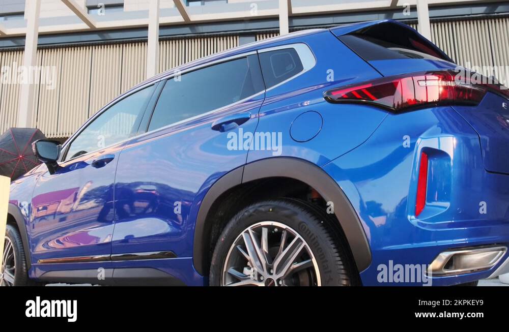 Chery auto Stock Videos & Footage - HD and 4K Video Clips - Alamy