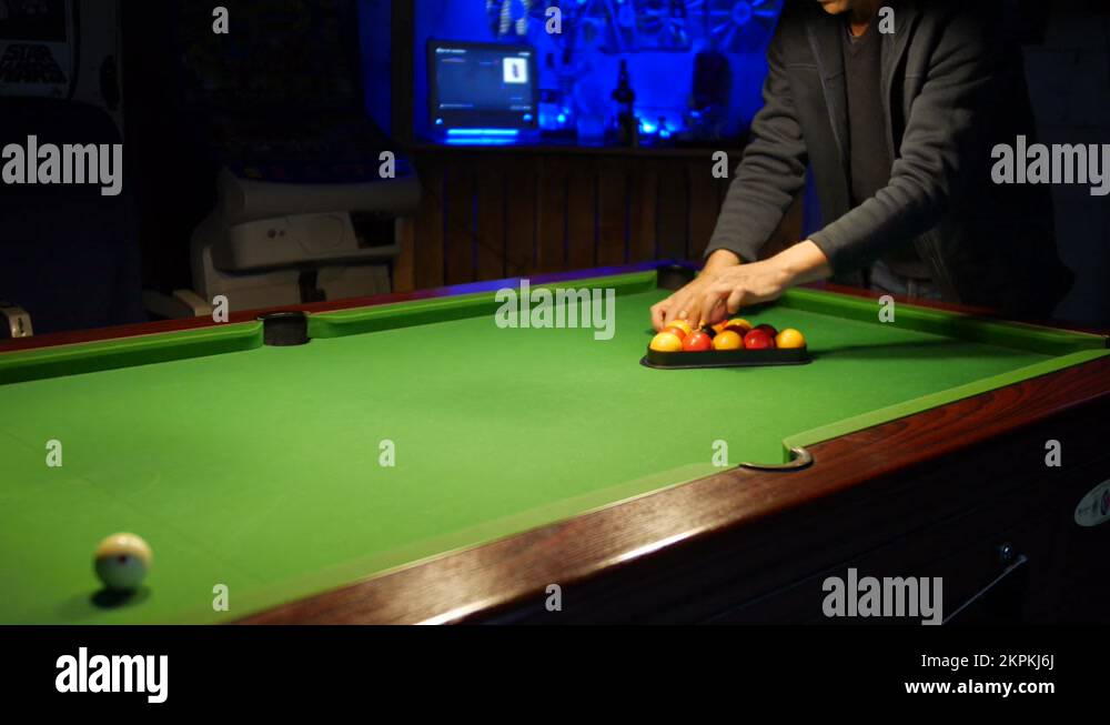 Pub pool table Stock Videos & Footage - HD and 4K Video Clips - Alamy