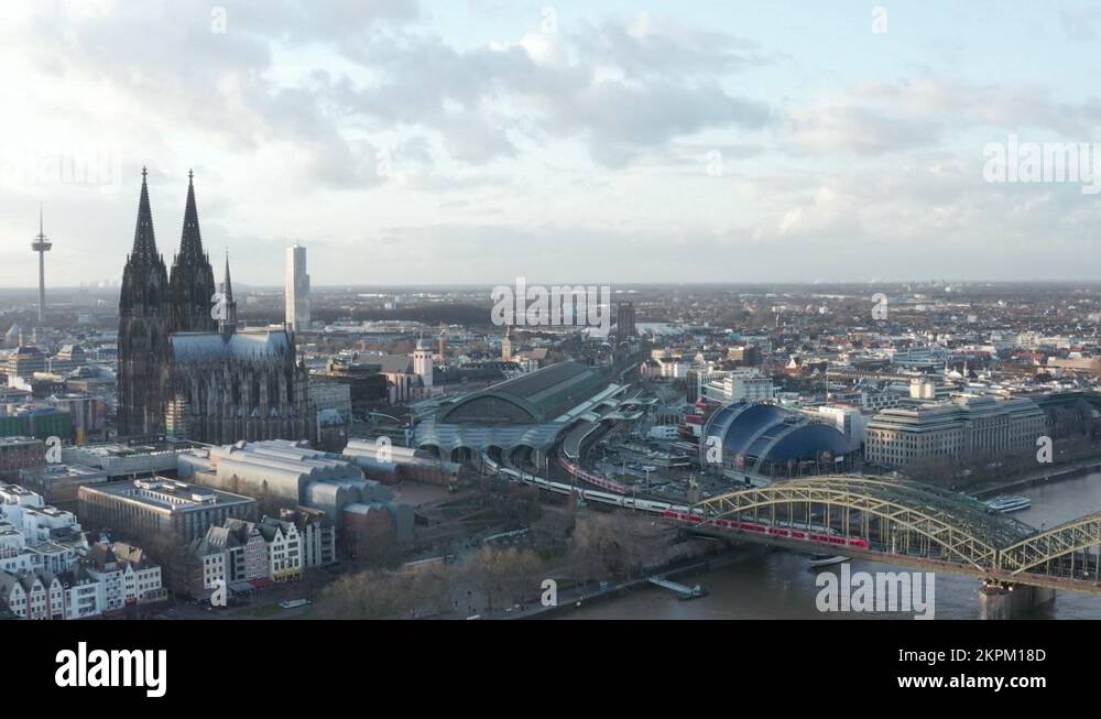 Busy railway line Stock Videos & Footage - HD and 4K Video Clips - Alamy