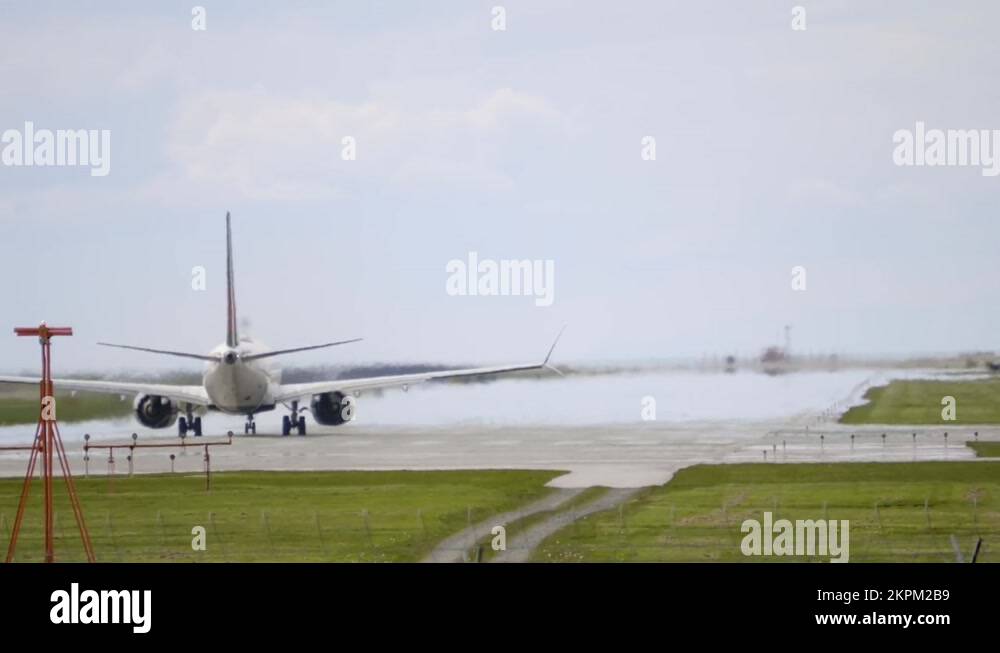 Critical engine Stock Videos & Footage - HD and 4K Video Clips - Alamy