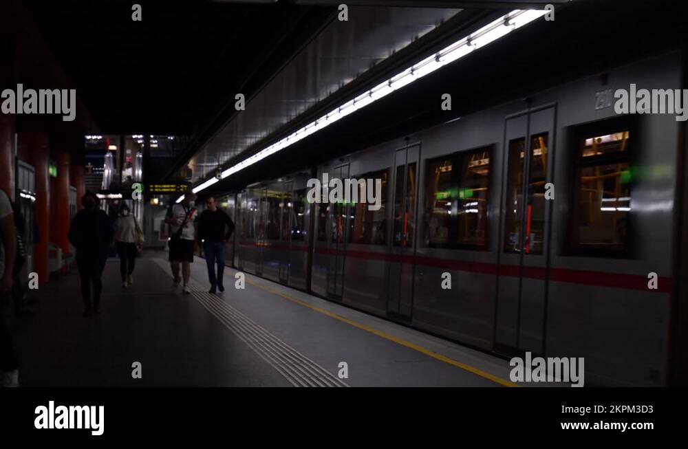 Vienna metro Stock Videos & Footage - HD and 4K Video Clips - Alamy
