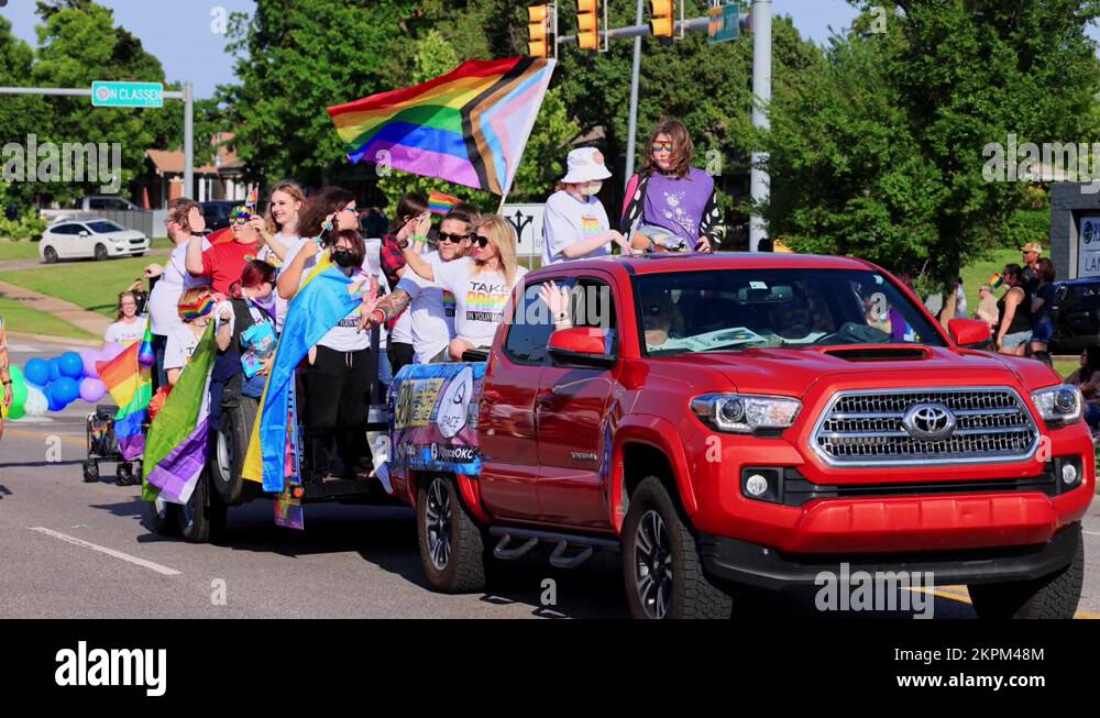 Urban pride parade Stock Videos & Footage - HD and 4K Video Clips - Alamy